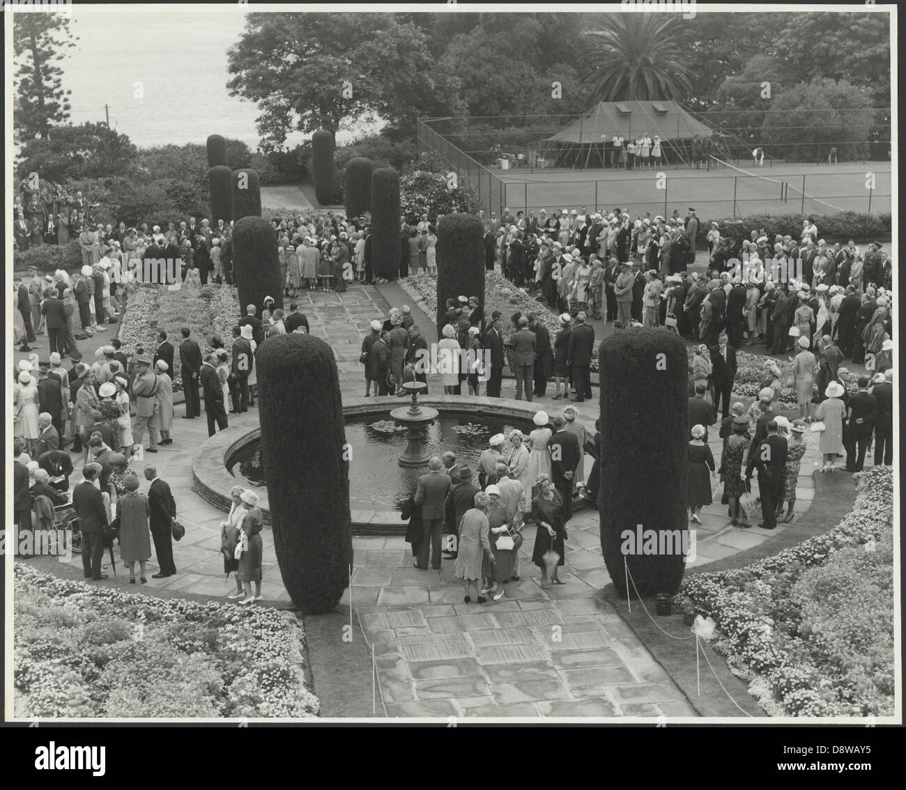 The 1963 royal visit to Sydney featured a garden party at Government ...