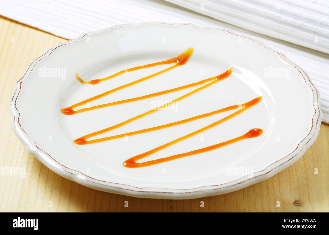 Caramel drizzle hi-res stock photography and images - Alamy