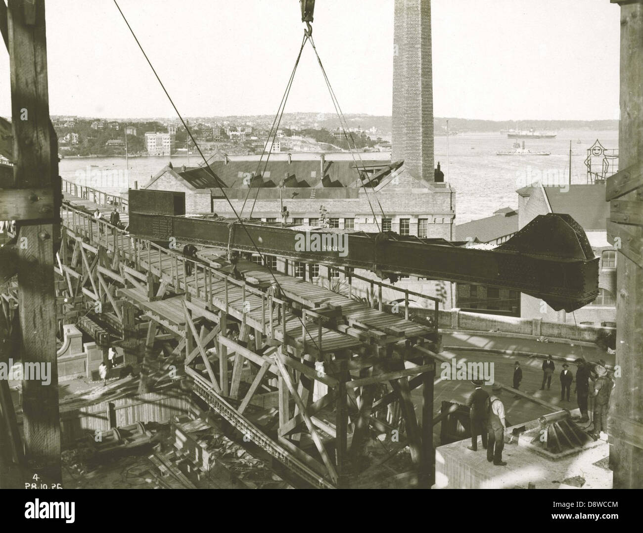 Lower chord member hi-res stock photography and images - Alamy