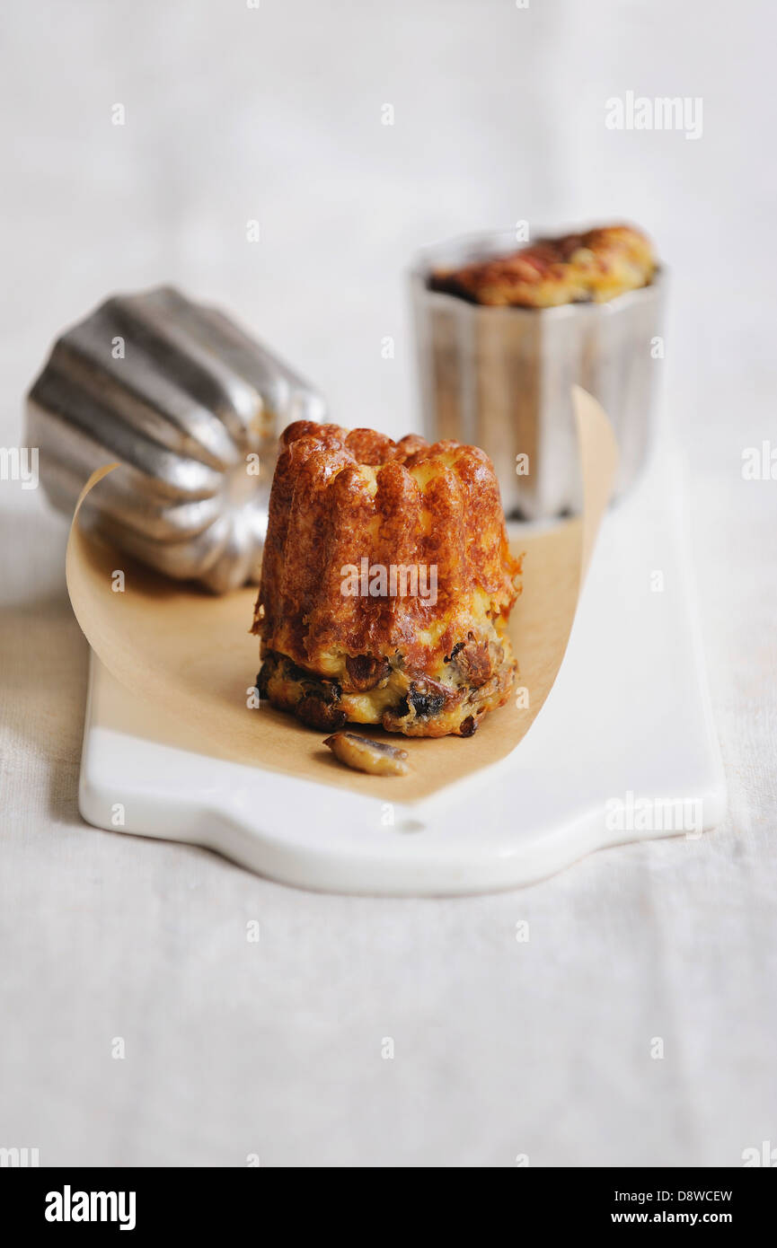 Individual mushroom hi-res stock photography and images - Alamy