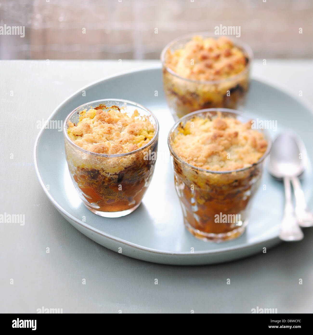 Crumbles hi-res stock photography and images - Alamy
