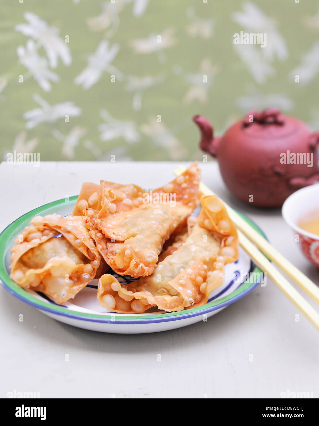 Deep fried wonton hi-res stock photography and images - Alamy