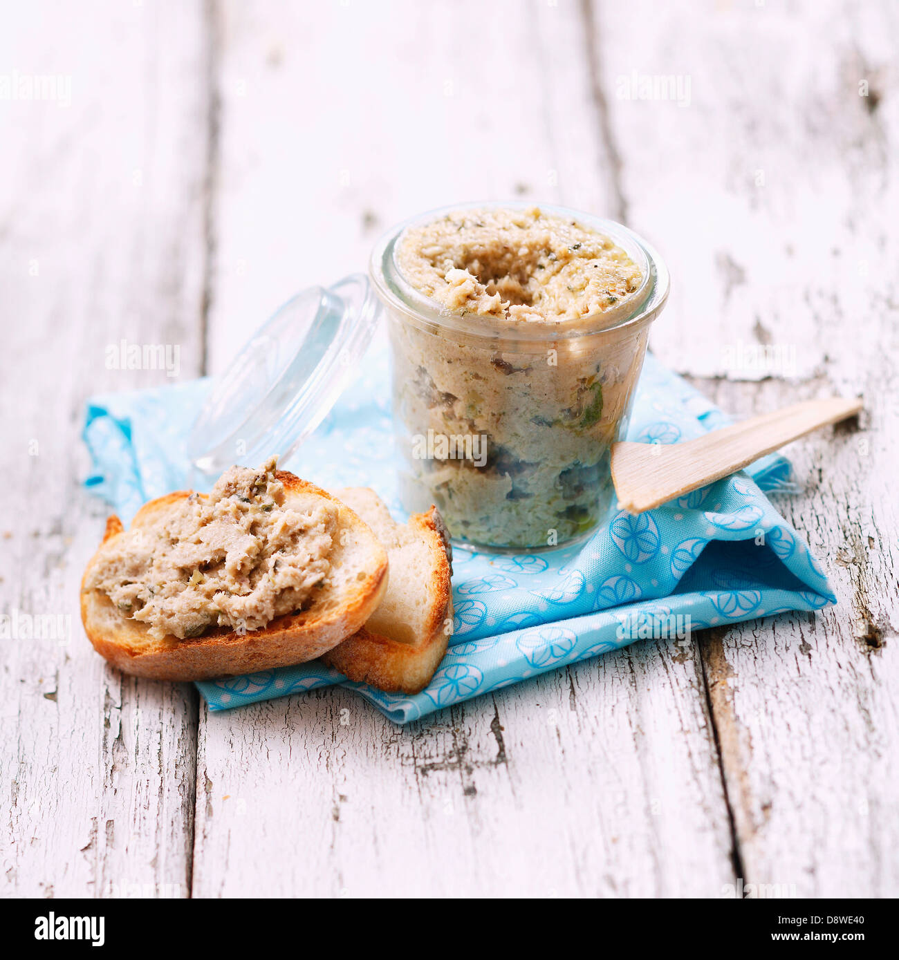 Jar of potted tuna Stock Photo - Alamy