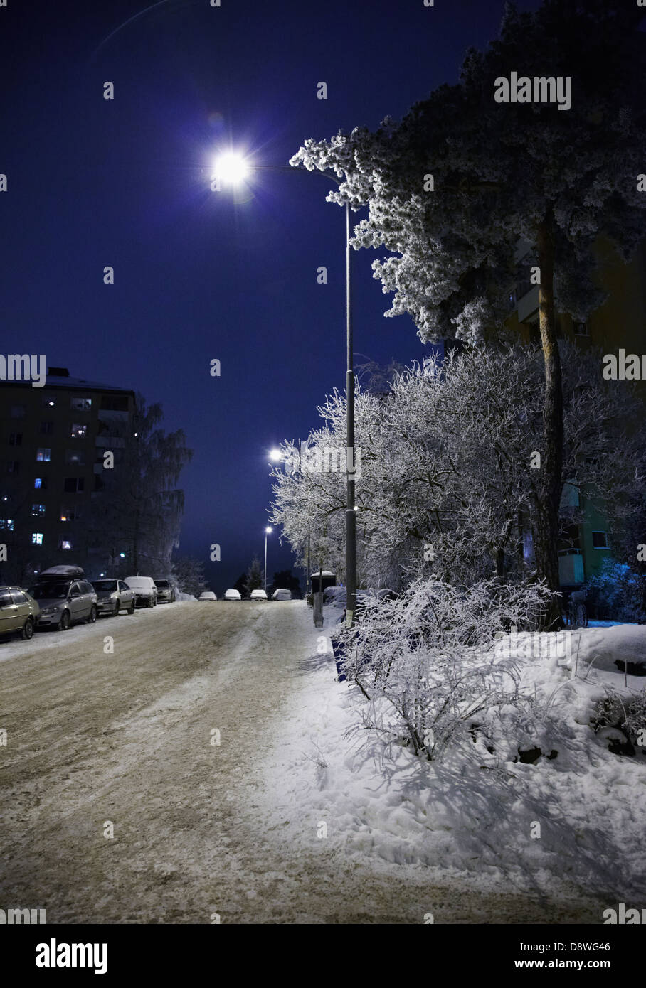 Empty winter street at night hi-res stock photography and images - Alamy