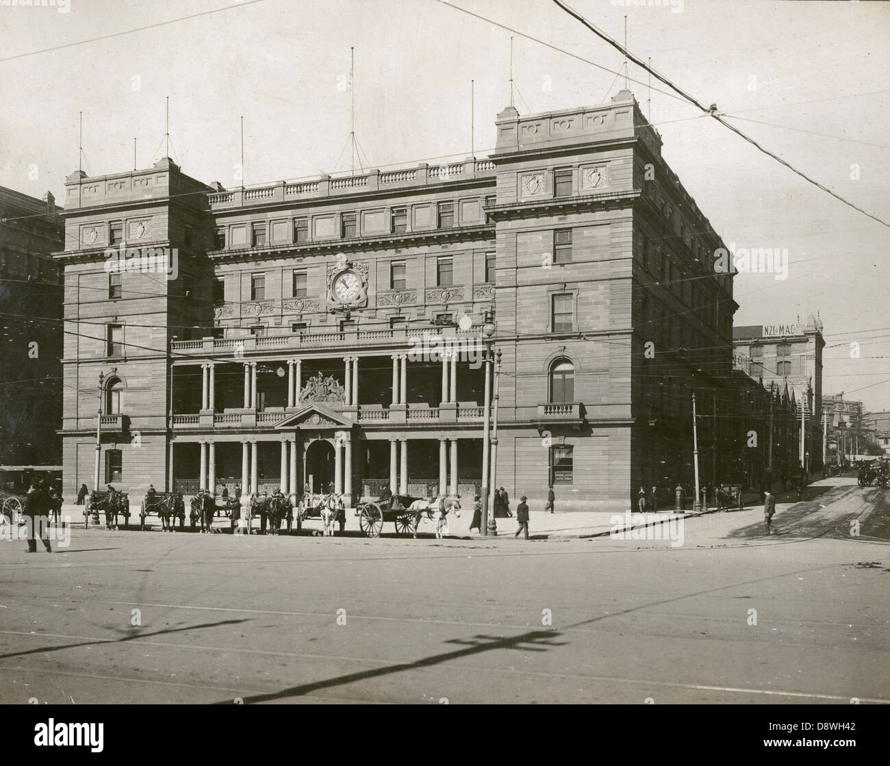 The Customs House in Sydney, located at Circular Quay, was remodelled ...