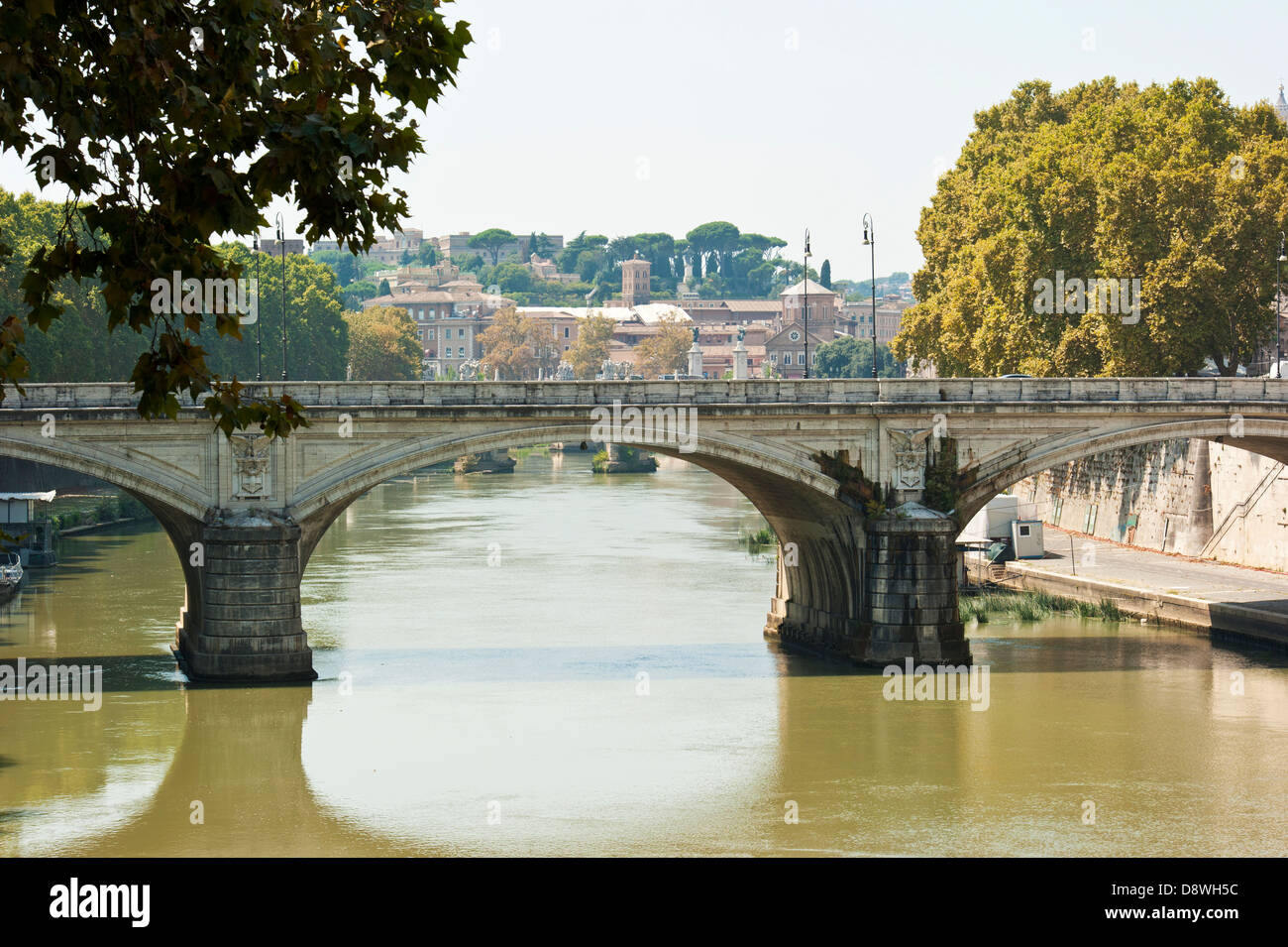 Tiber in rome hi-res stock photography and images - Alamy