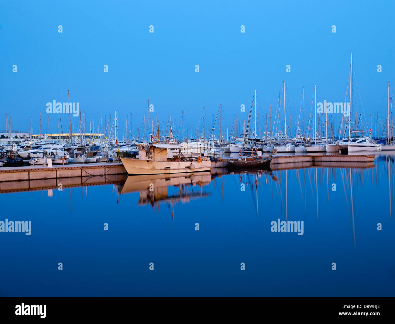 Marina setting hi-res stock photography and images - Alamy