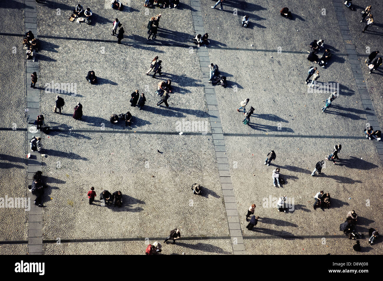 Group of people walking high angle hi-res stock photography and images ...