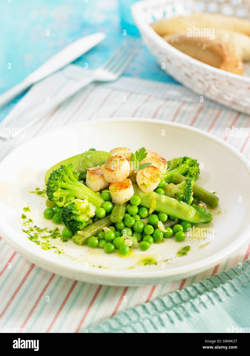 Steamed green vegetables with scallops Stock Photo - Alamy