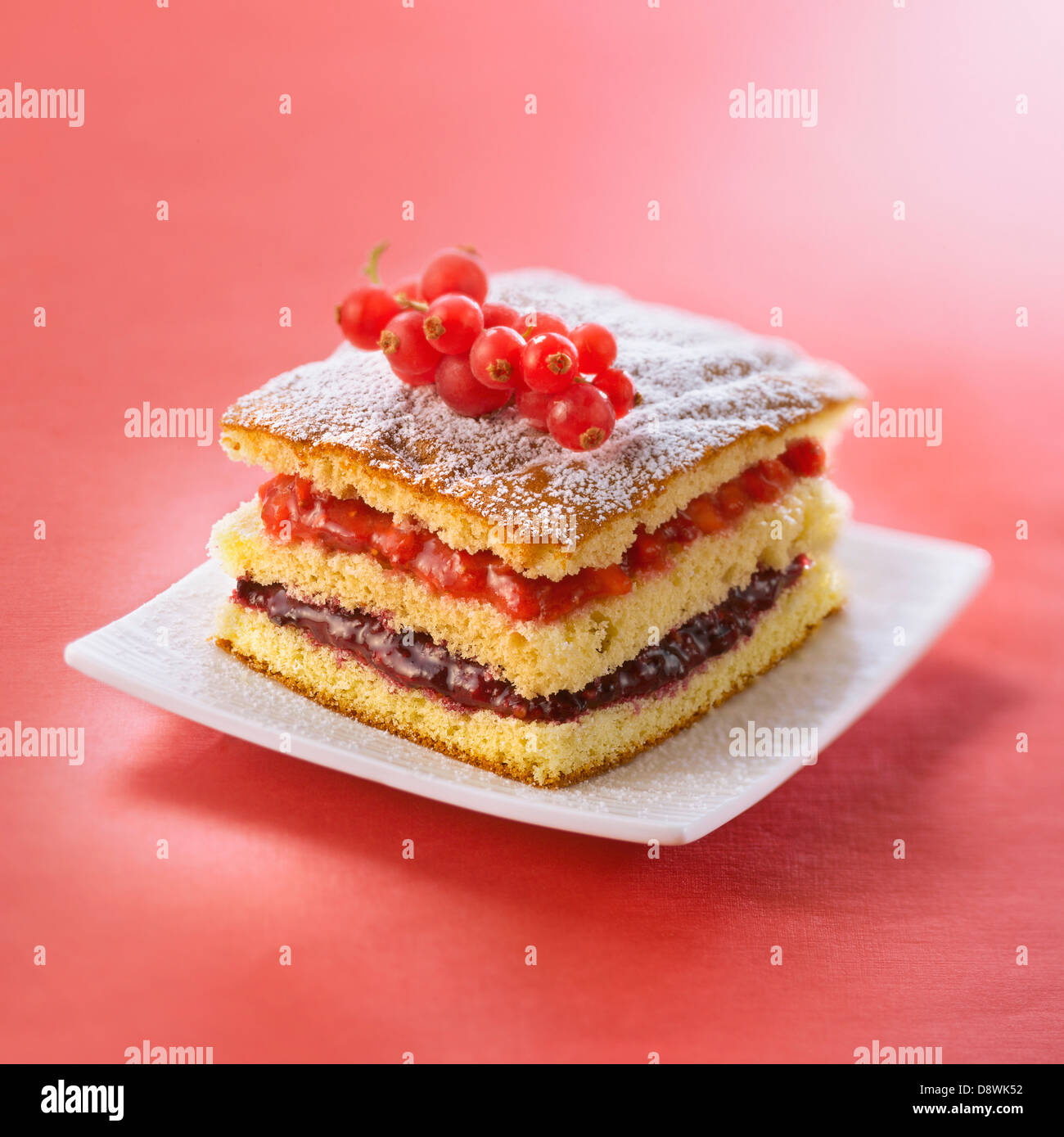 Sponge cake with summer fruit Stock Photo - Alamy