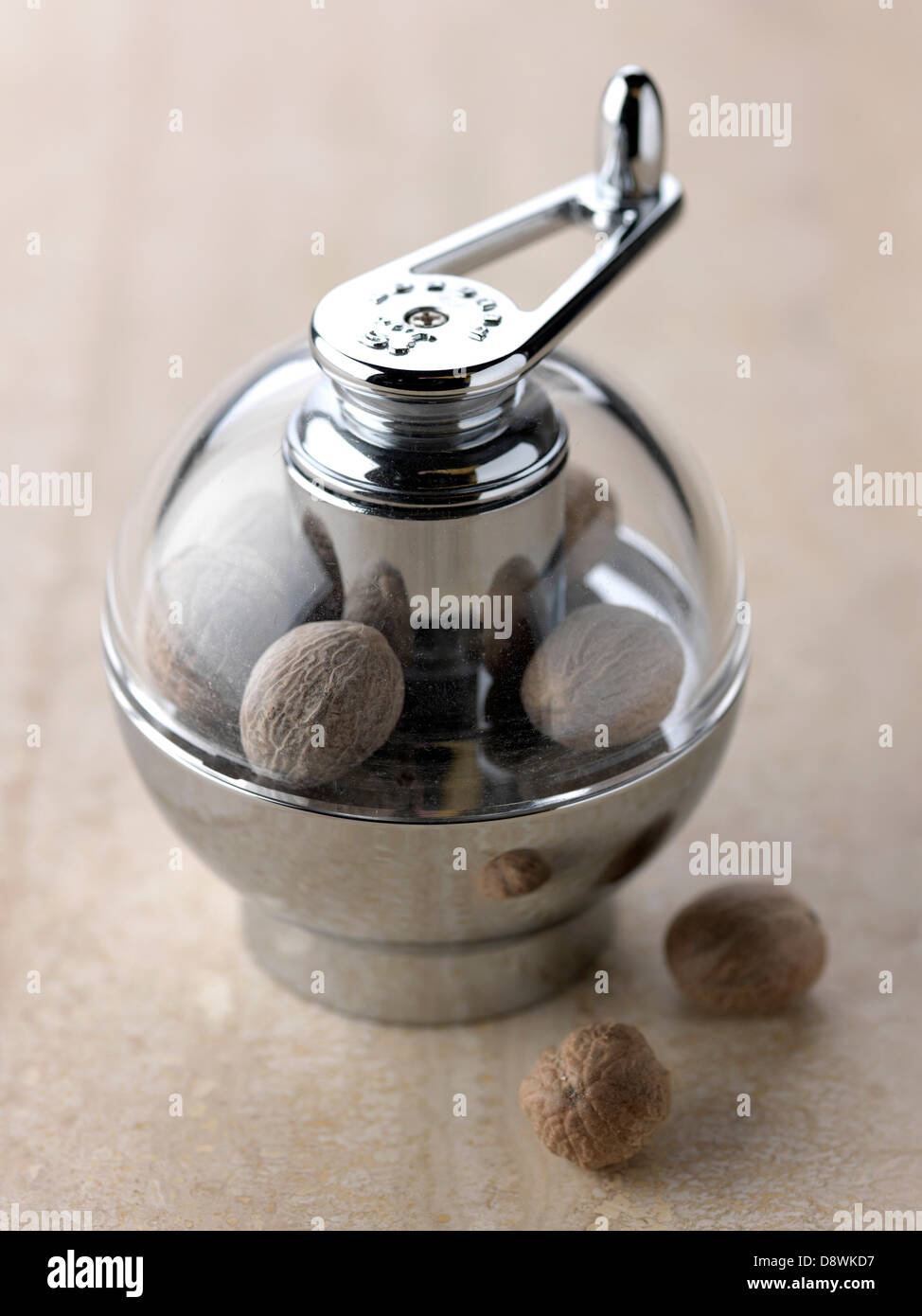 Nutmeg mill hi-res stock photography and images - Alamy