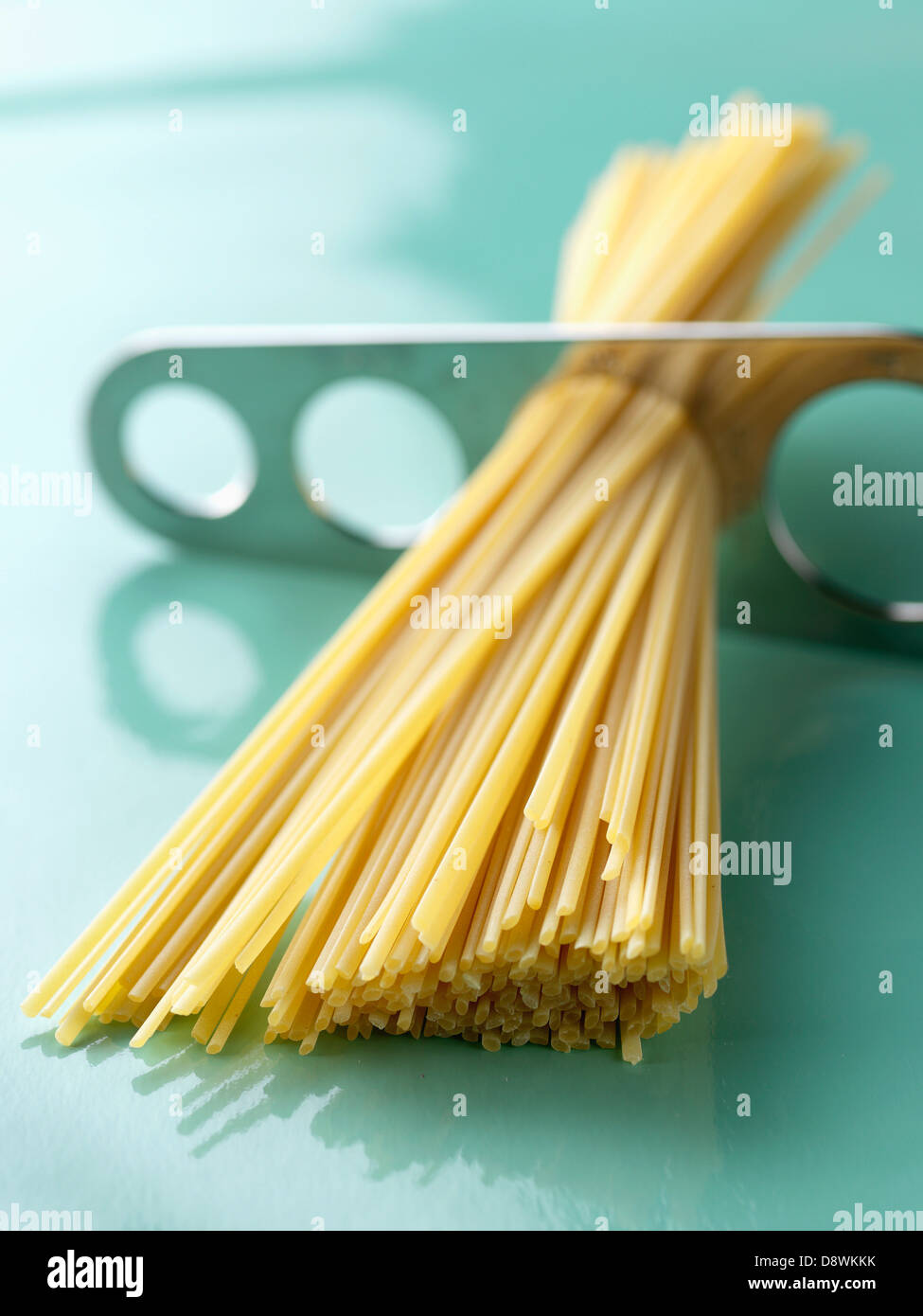 Linguini hi-res stock photography and images - Alamy