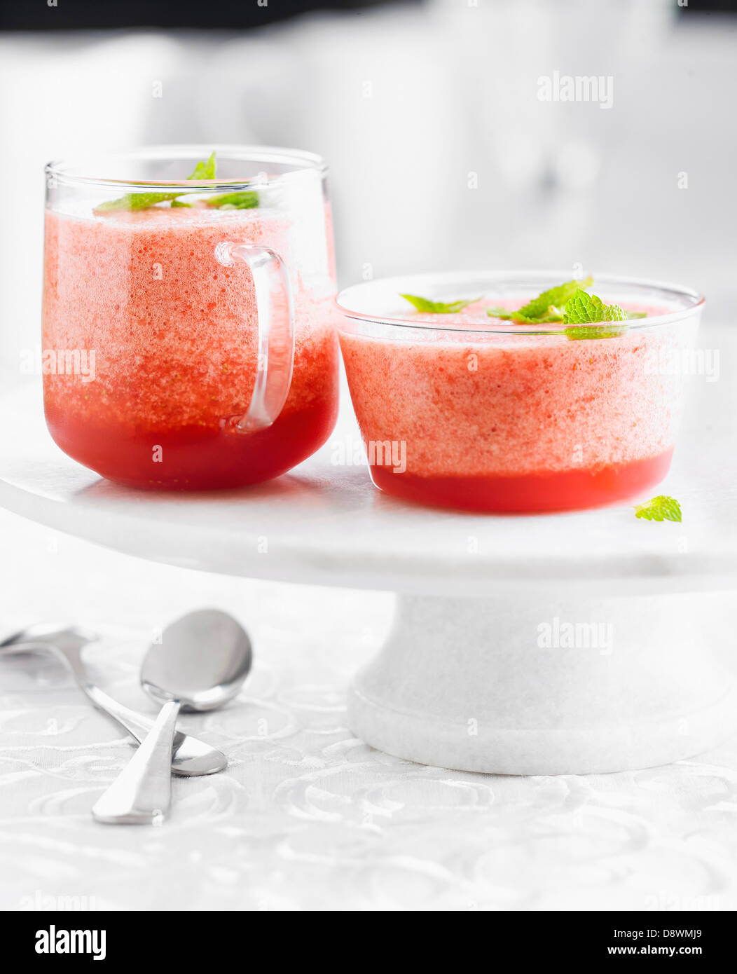 Duo mousse hi-res stock photography and images - Alamy