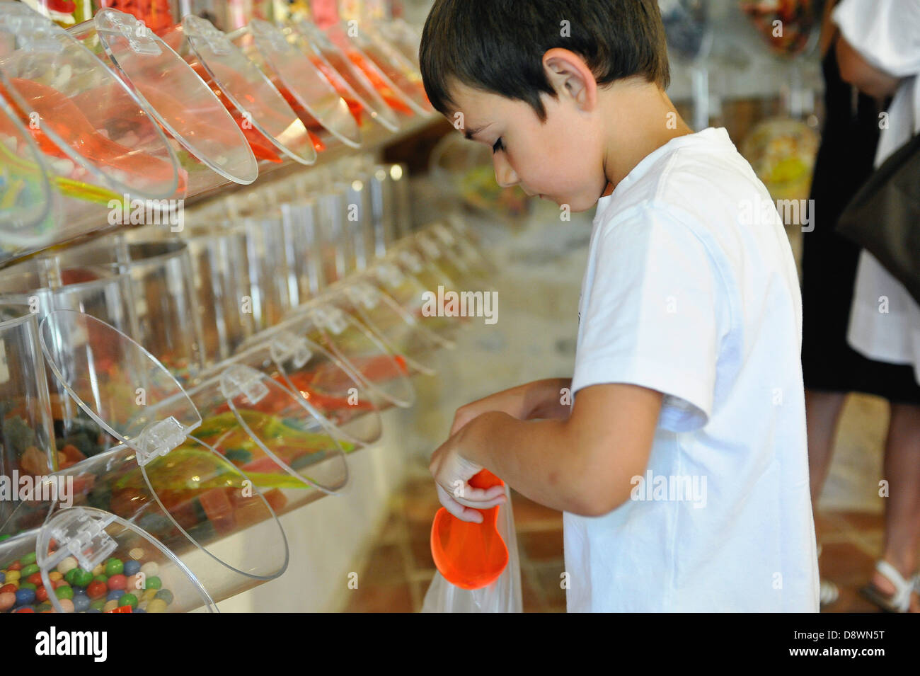 A candy store hi-res stock photography and images - Alamy