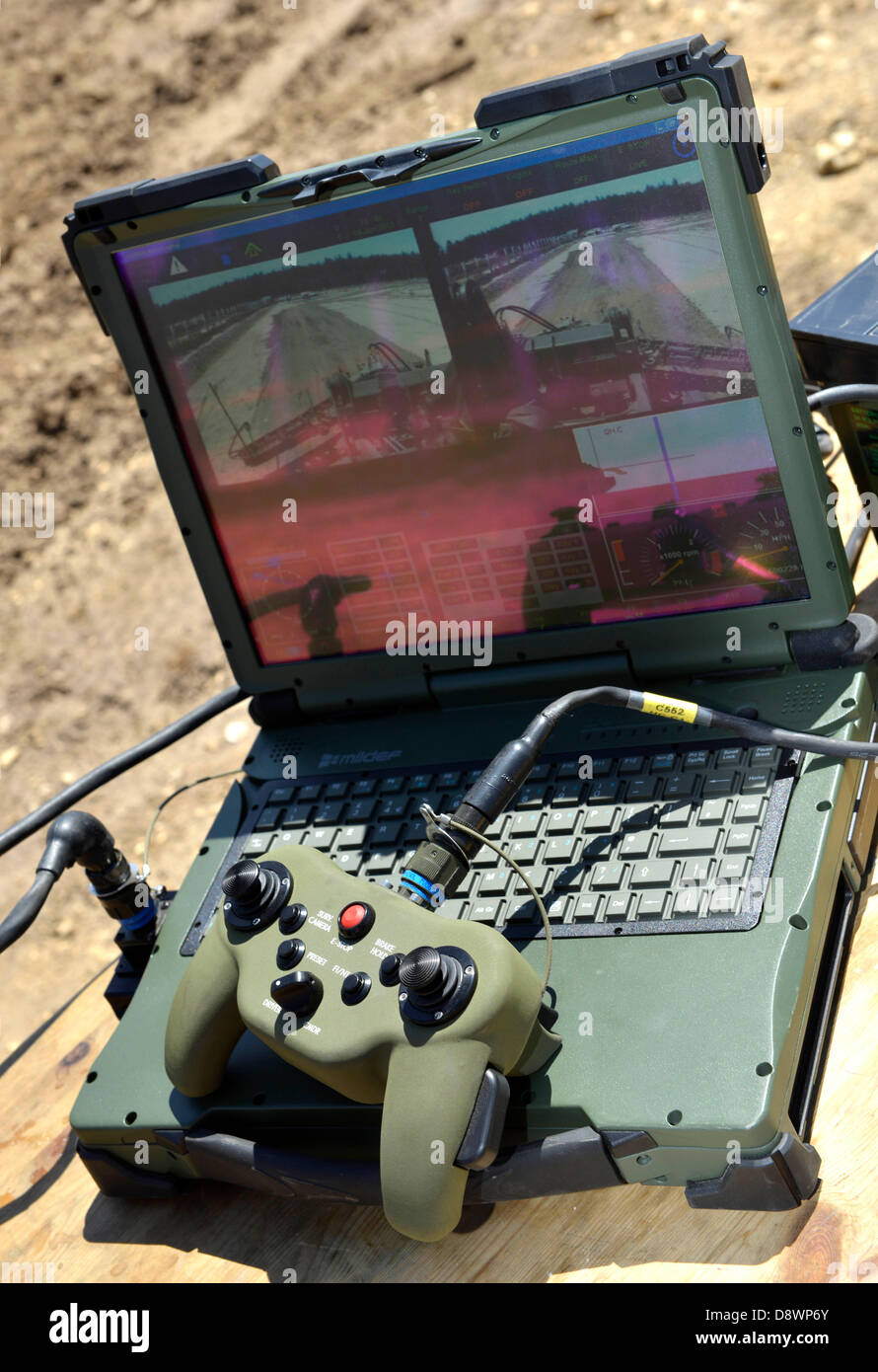 Thermal imaging military hi-res stock photography and images - Alamy