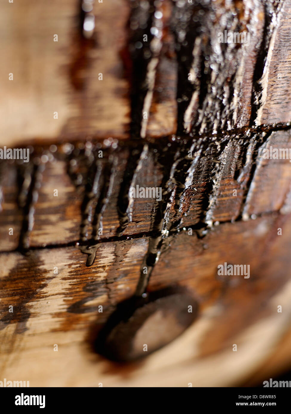 Wooden barrel hi-res stock photography and images - Alamy