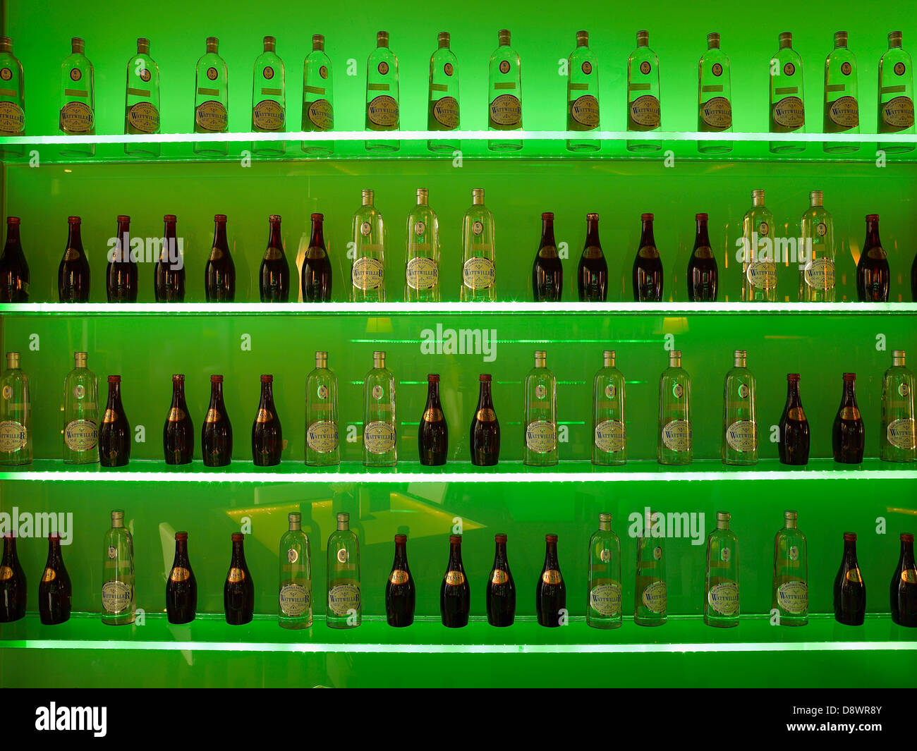 Alcohol on shelf hi-res stock photography and images - Alamy