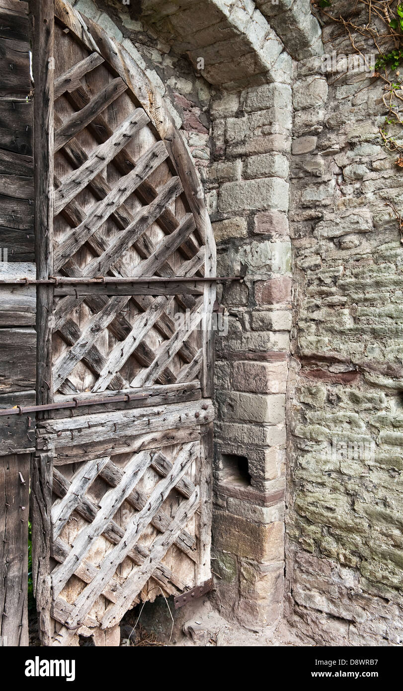 Wooden door norman architecture hi-res stock photography and images - Alamy