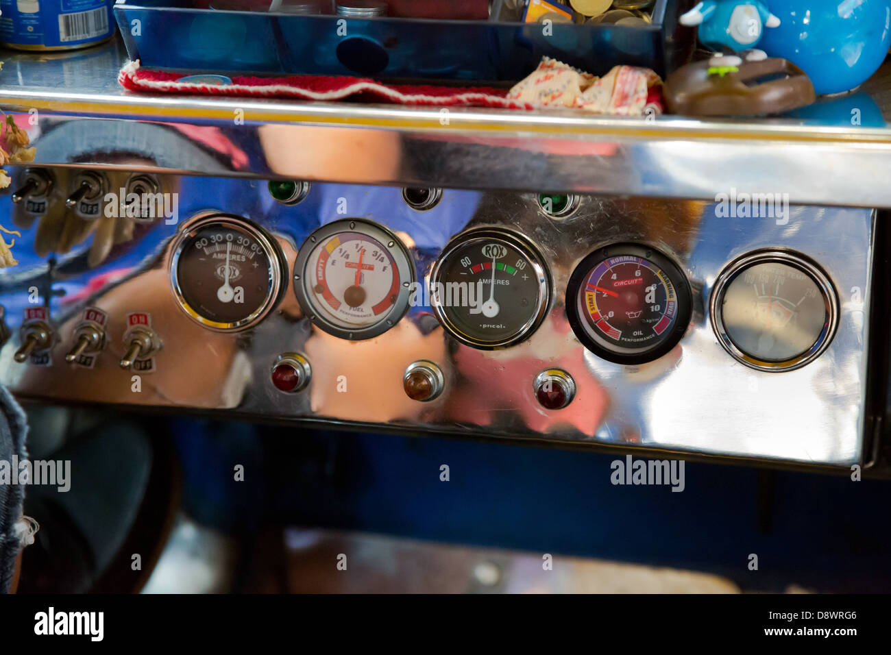 Traditional jeepney hi-res stock photography and images - Alamy