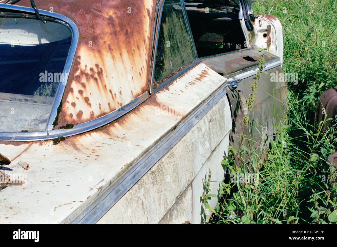 A rusty car Stock Photo - Alamy