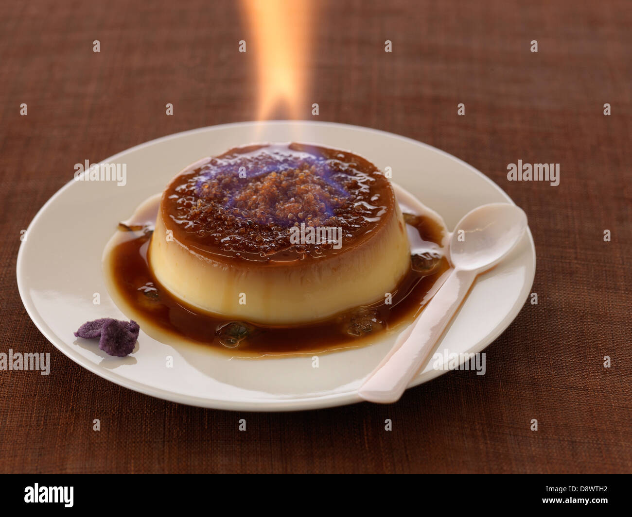 Flambe dessert hi-res stock photography and images - Alamy