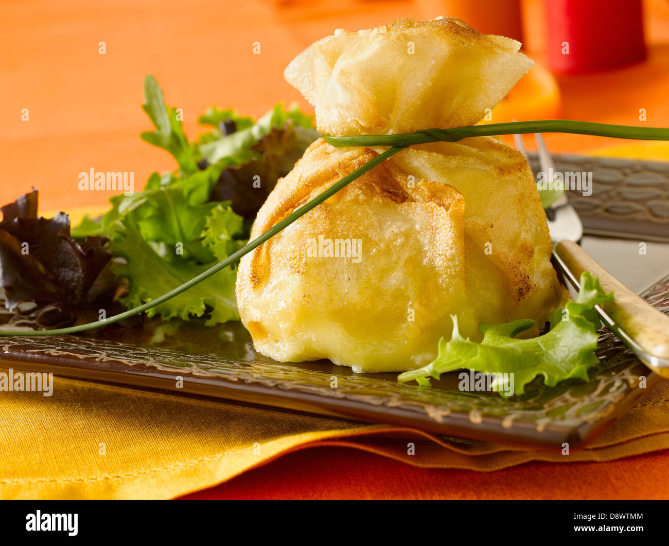 Pastry purse hi-res stock photography and images - Alamy