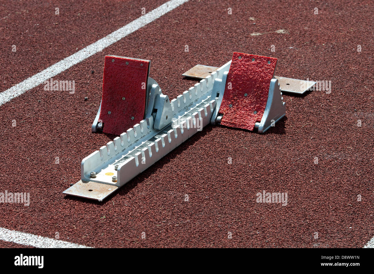 Athletics track blocks hi-res stock photography and images - Alamy