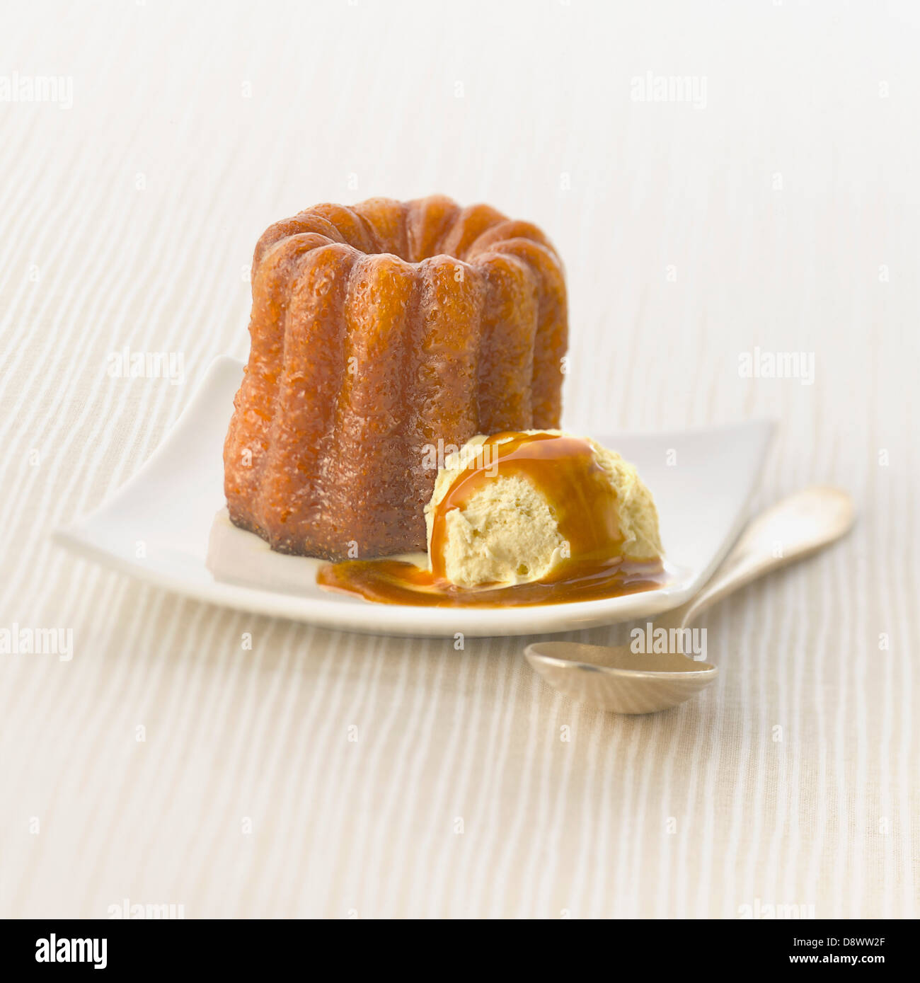 Profiterole style hi-res stock photography and images - Alamy