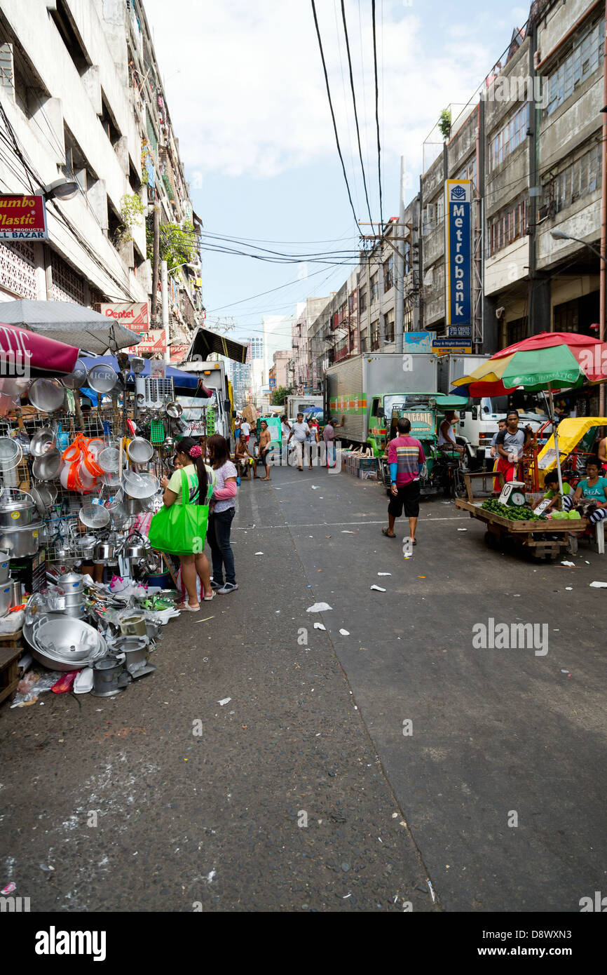 Street View in Manila, Philippines Stock Photo - Alamy