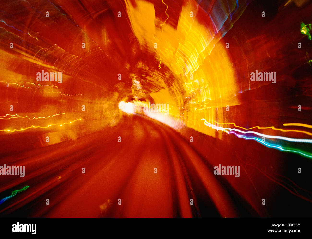 Yellow illusion tunnel hi-res stock photography and images - Alamy