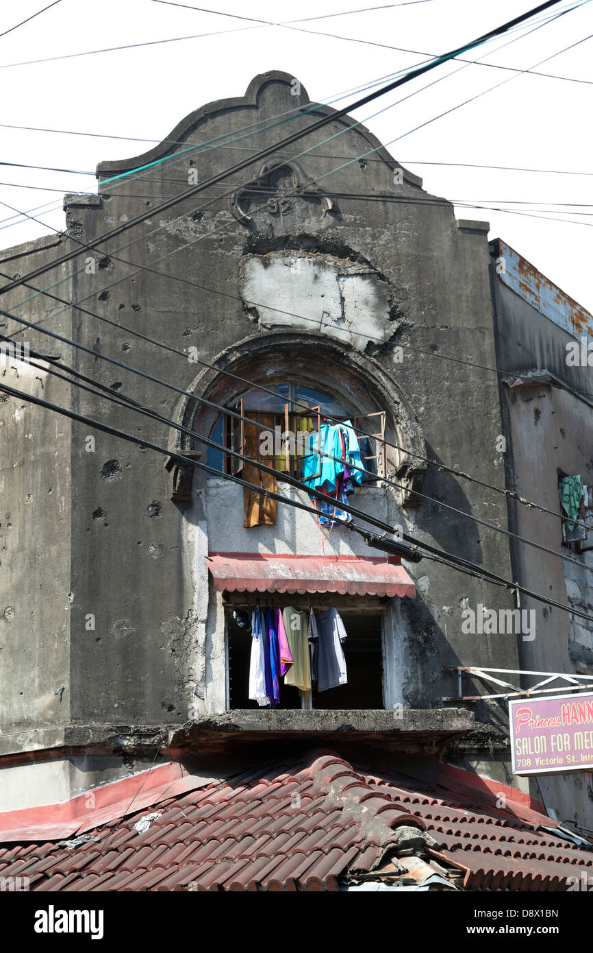 Laundry hung out to dry in Manila, Philippines Stock Photo - Alamy
