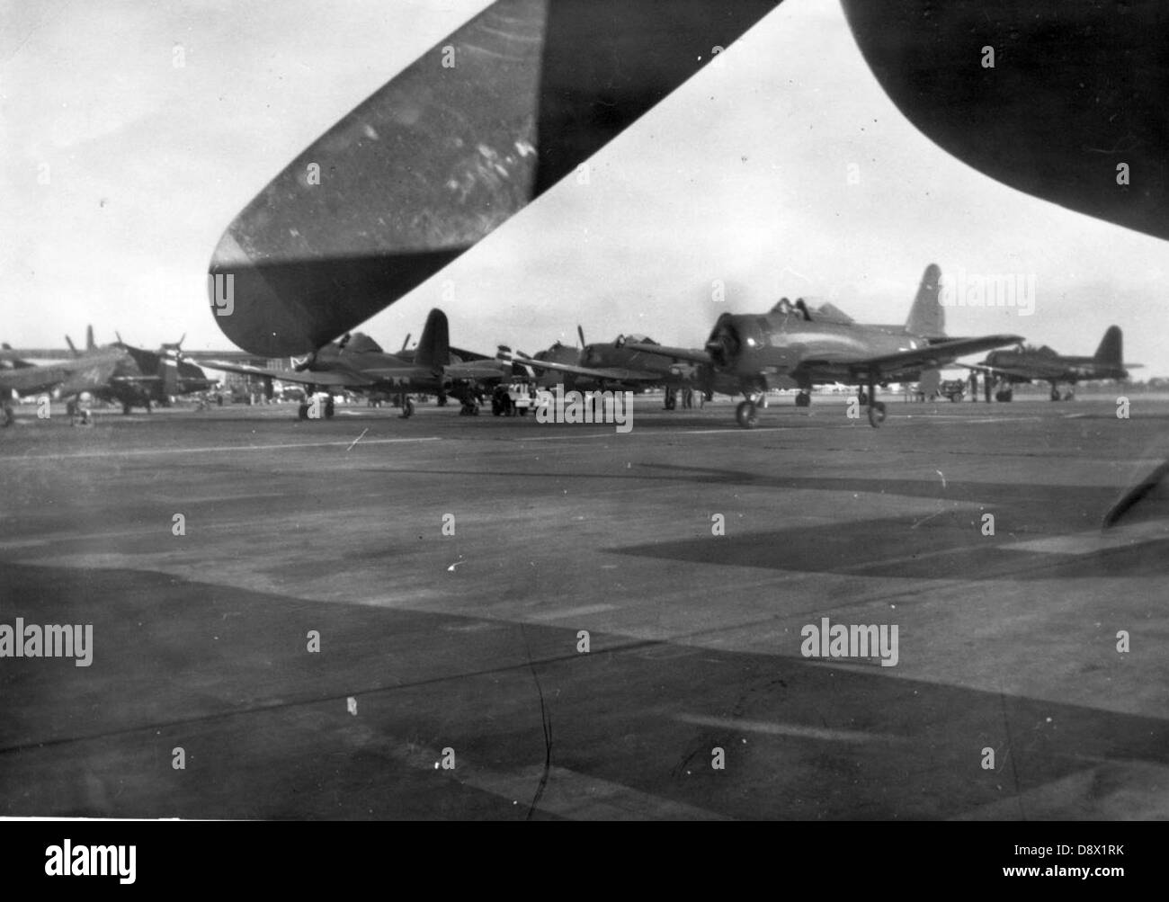 This photo depicts the Ryan FR-1 Fireball, a hybrid fighter aircraft ...