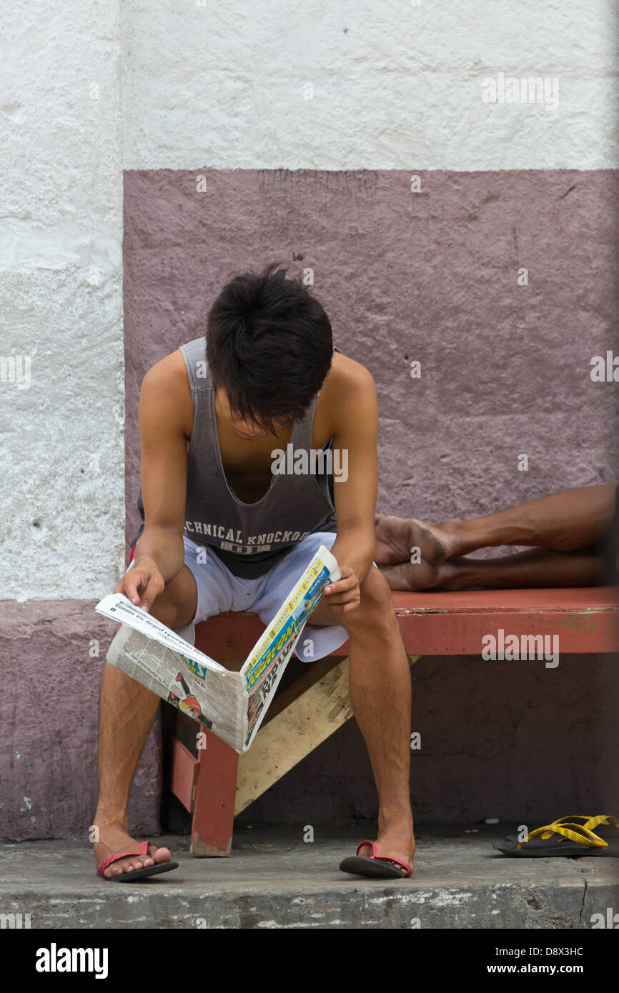Newspaper of manila hi-res stock photography and images - Alamy