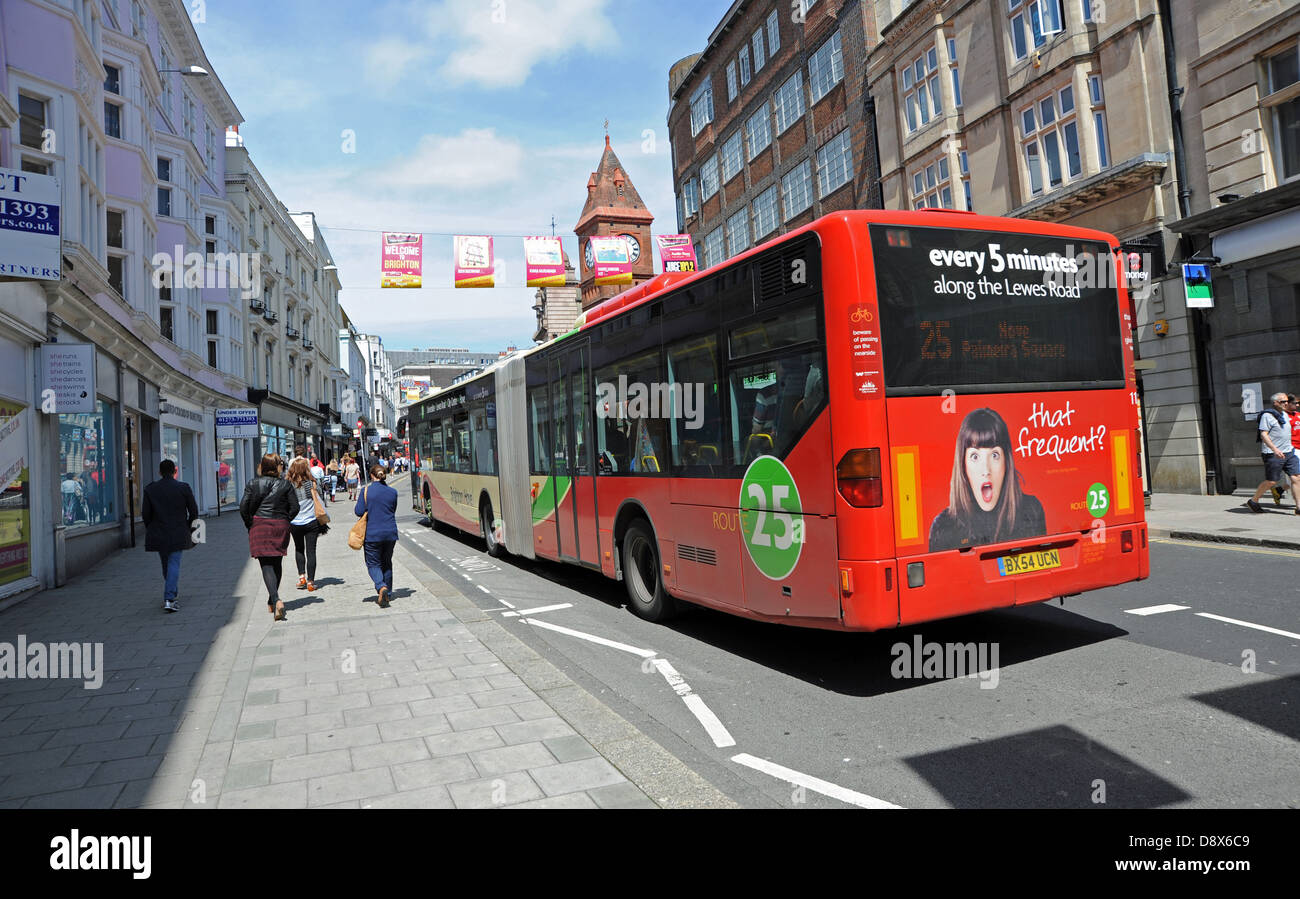 Bendy bus hi-res stock photography and images - Alamy