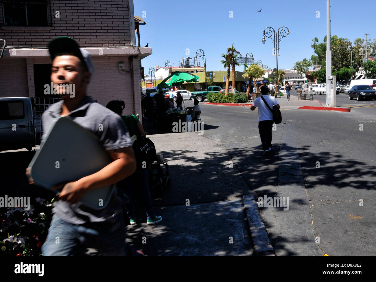 Nogales, Sonora, Mexico, borders the DeConcini Port of Entry customs ...
