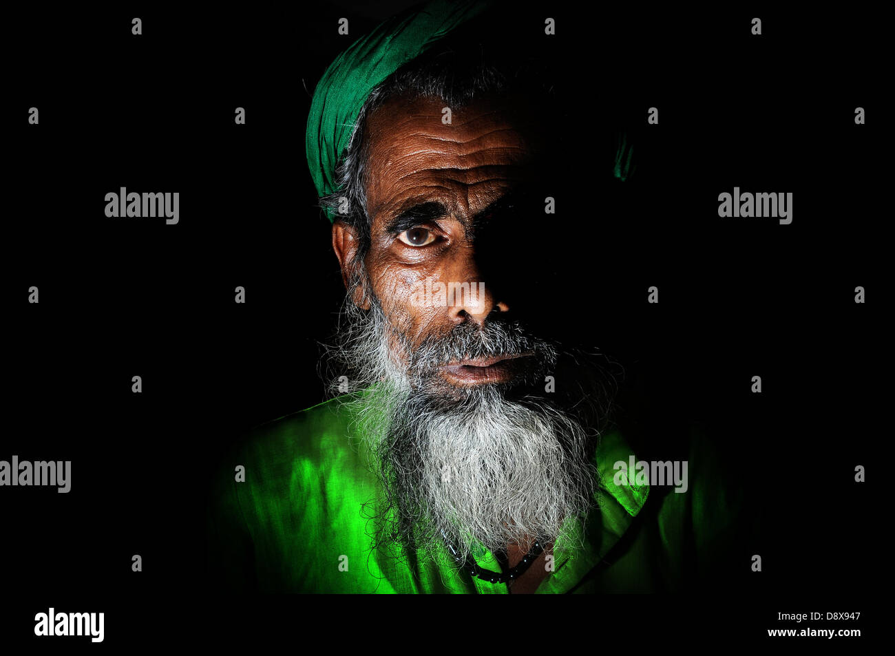 Sufi fakirs (mystics and holy men) in India Stock Photo - Alamy