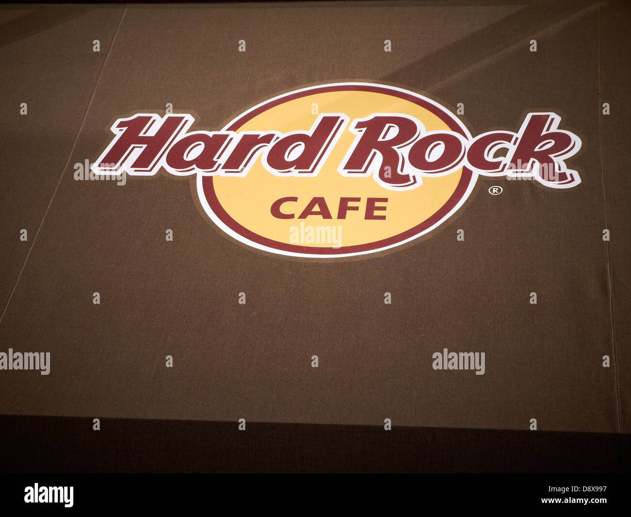 Hard rock cafe sign uk hi-res stock photography and images - Alamy