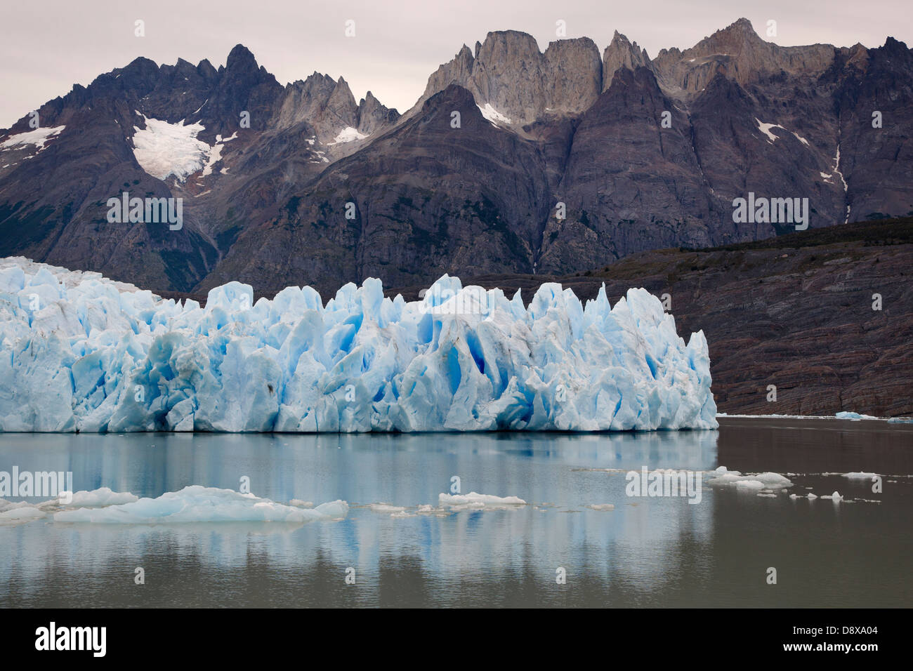 Grey scenery hi-res stock photography and images - Alamy