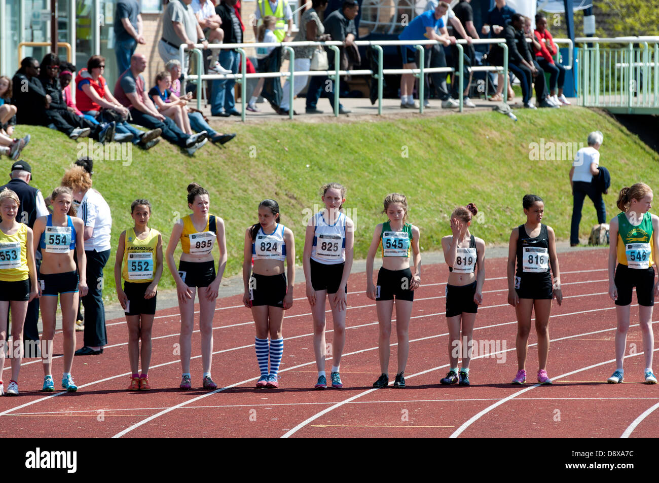 Start line athletics track hi-res stock photography and images - Alamy