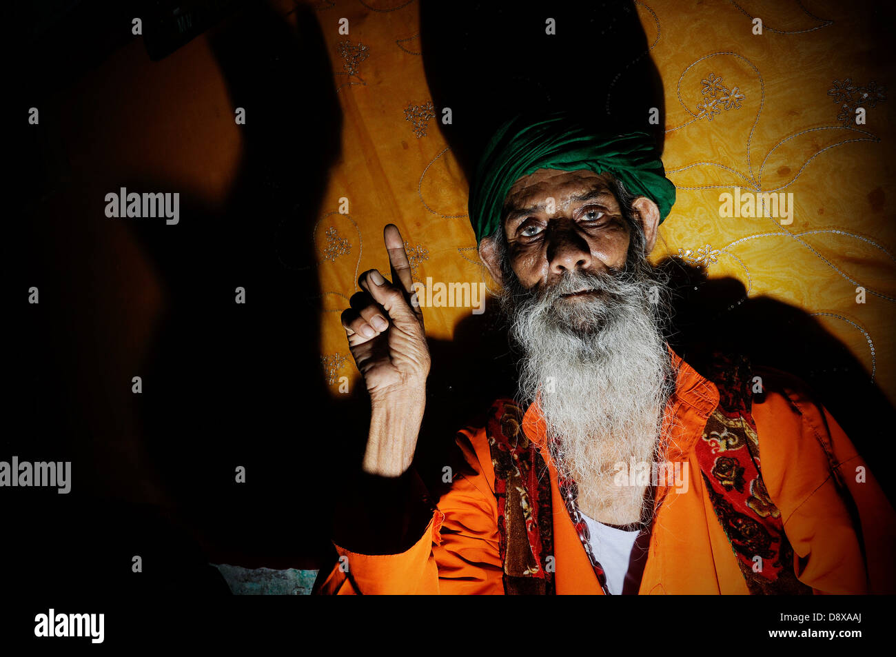 Sufi fakirs (mystics and holy men) in India Stock Photo - Alamy