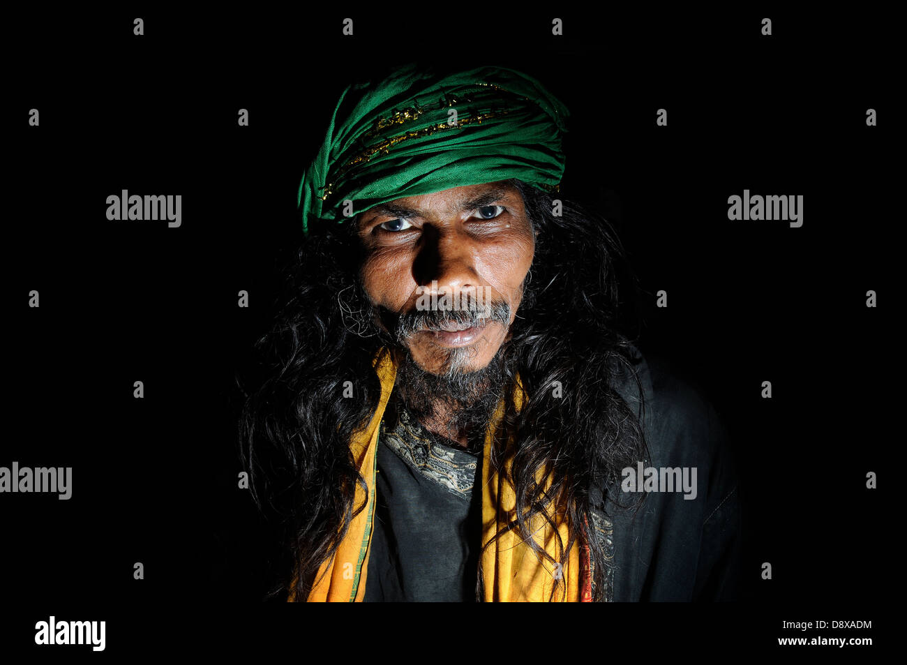 Fakir muslim india turban hi-res stock photography and images - Alamy