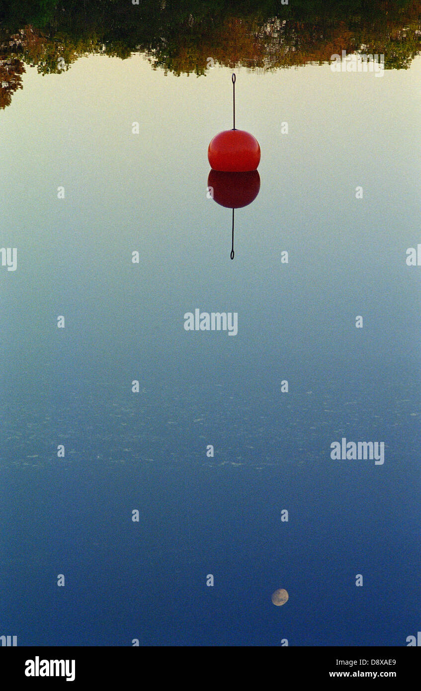 Single bouy hi-res stock photography and images - Alamy