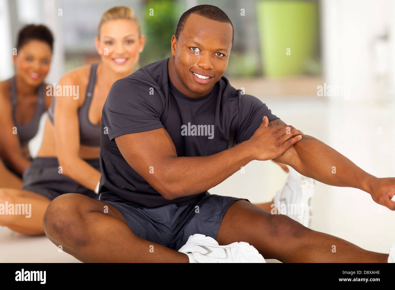 African american female bodybuilder hi-res stock photography and images ...