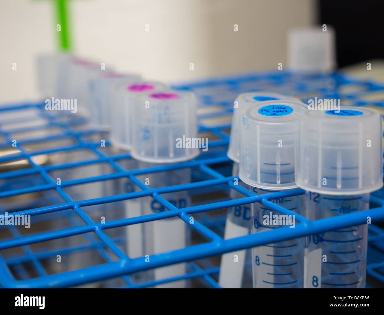 Test tubes rack hi-res stock photography and images - Alamy