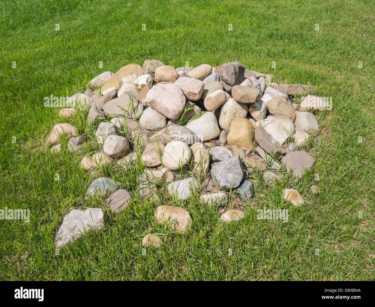 Pile of rocks hi-res stock photography and images - Alamy