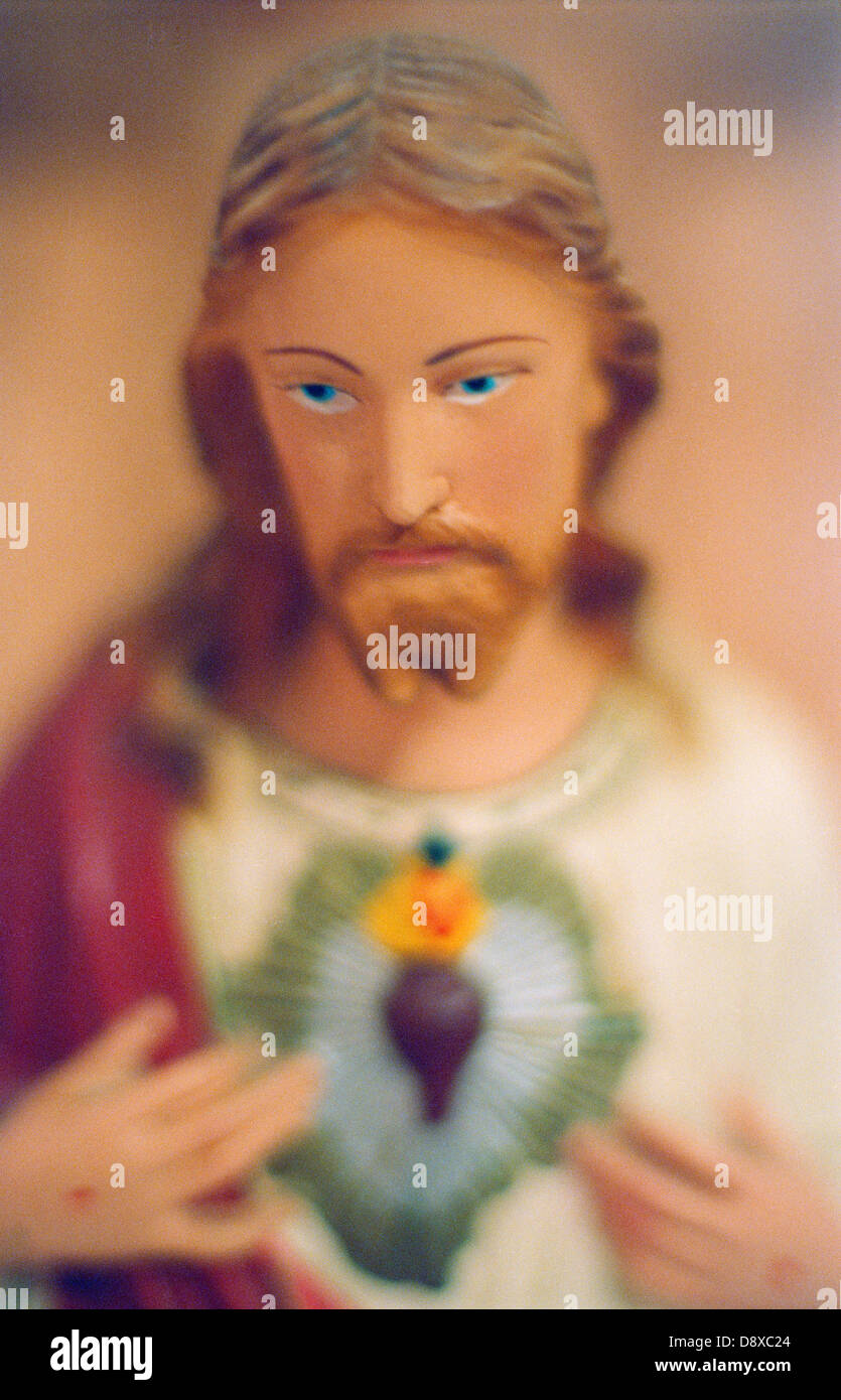 Jesus Christ statue, close-up Stock Photo - Alamy