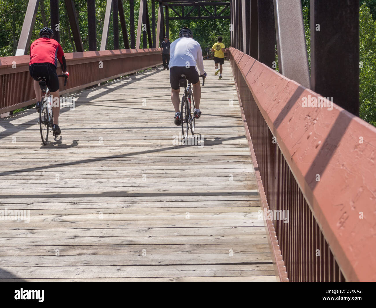 Bridge workout hi-res stock photography and images - Alamy