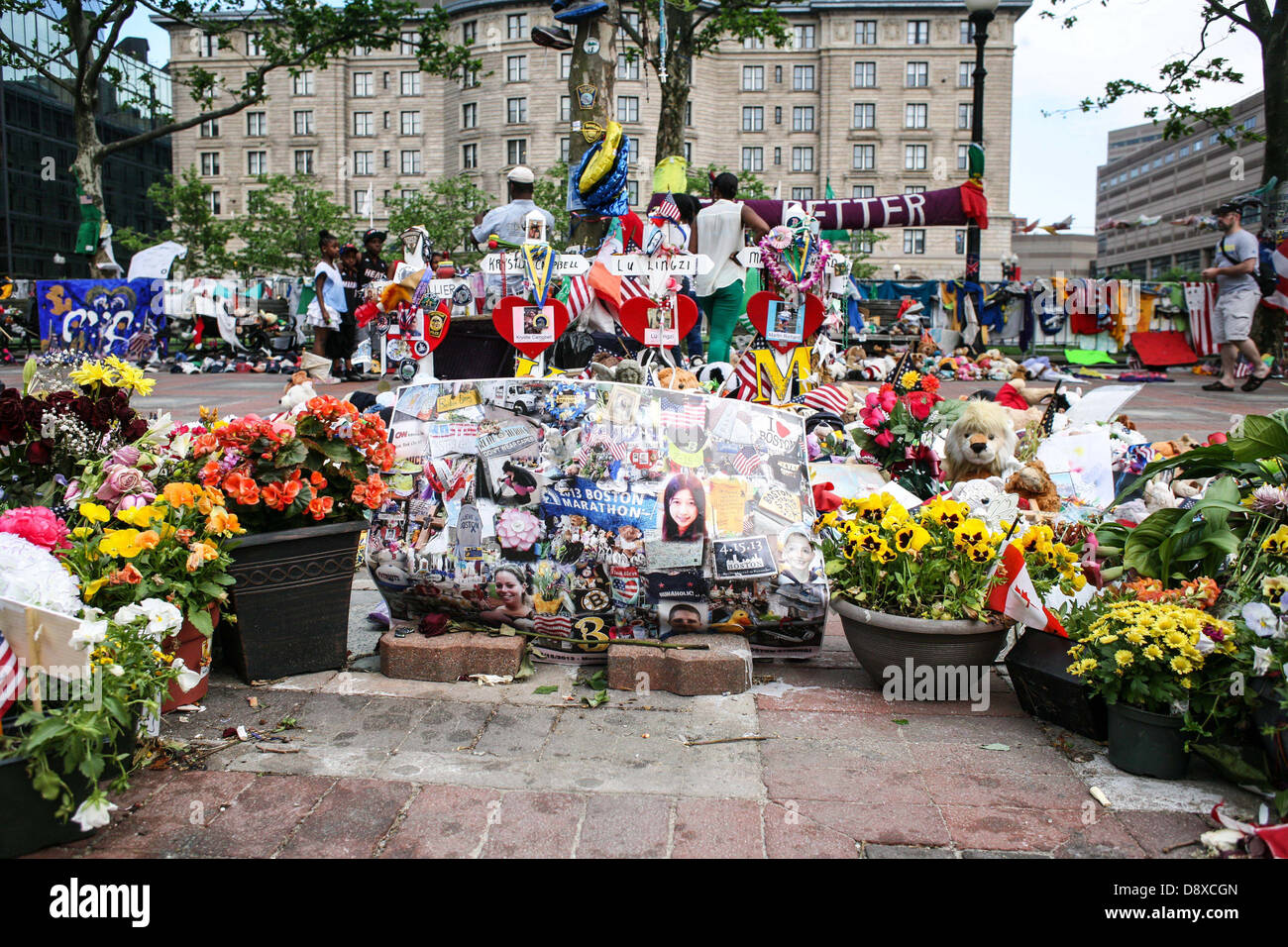 Memorial to the bombing hi-res stock photography and images - Alamy