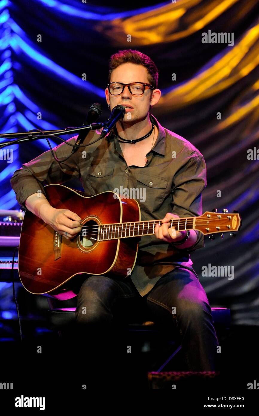 Norwegian singer hi-res stock photography and images - Alamy