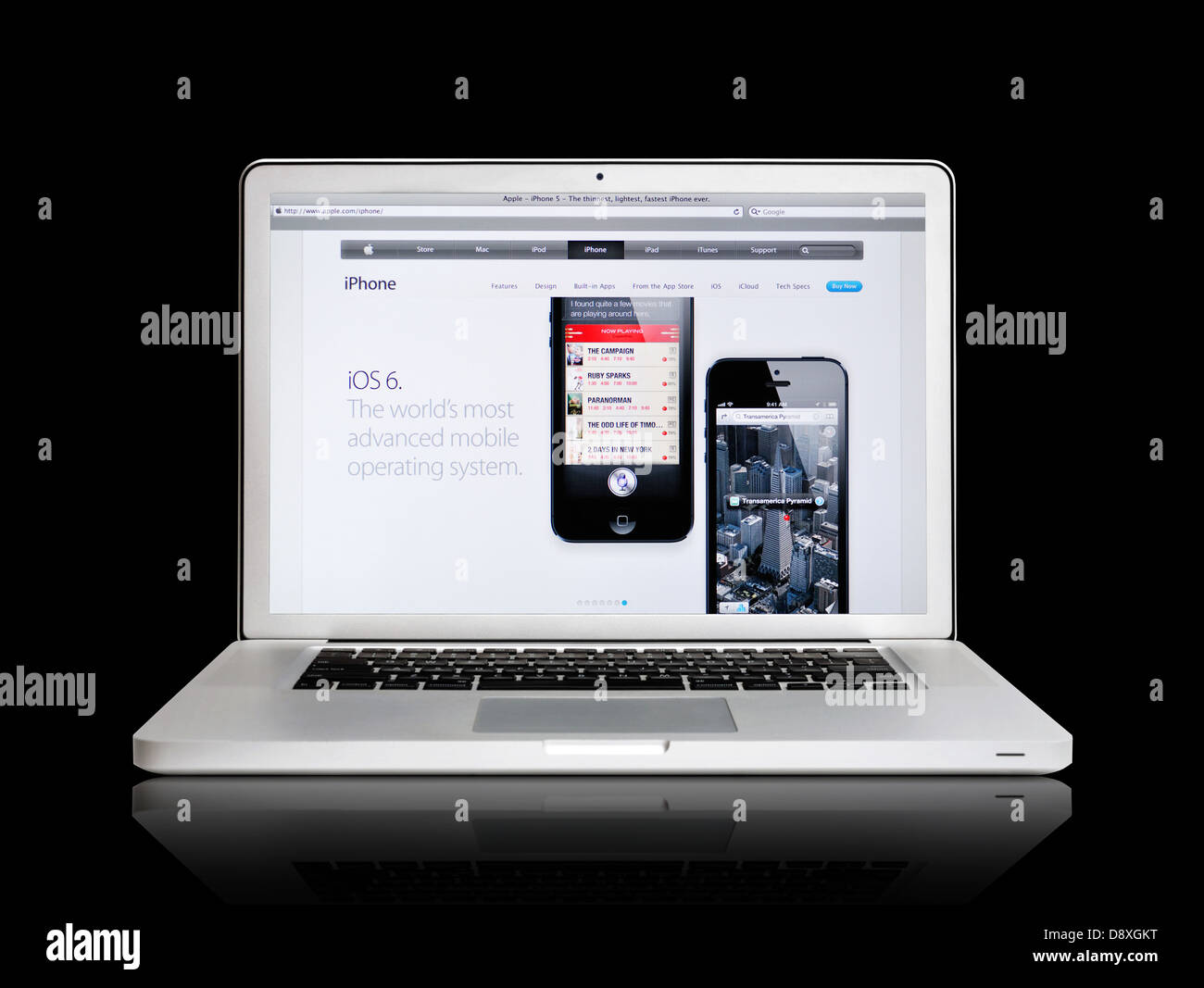 Apple store website on laptop screen Stock Photo - Alamy
